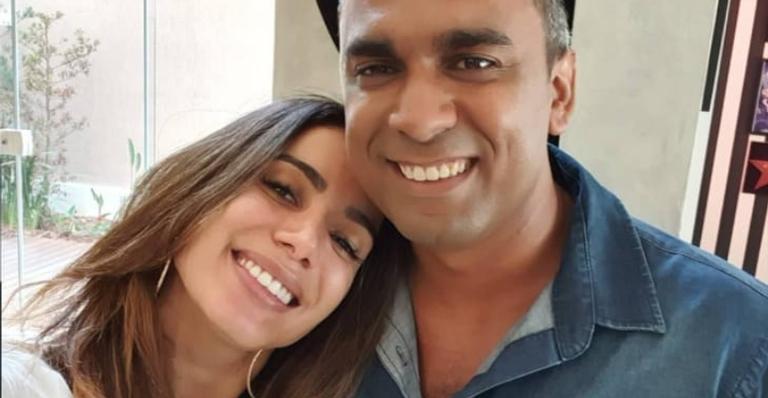 Anitta posa ao lado do novo irmão e sobrinha pela primeira vez: 'Maior ...